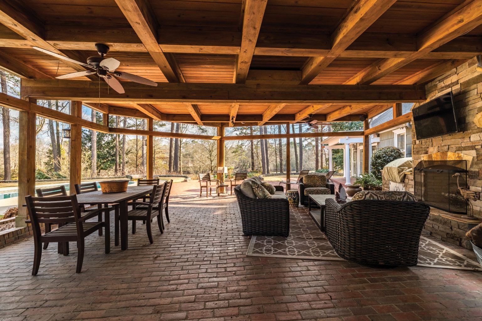 Hardy Home: Riverside Charm - Read V3