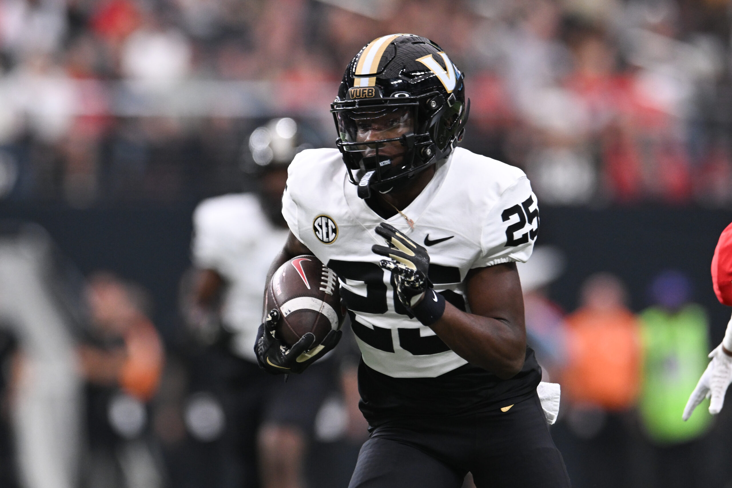 2024 Vanderbilt Commedores - Read V3